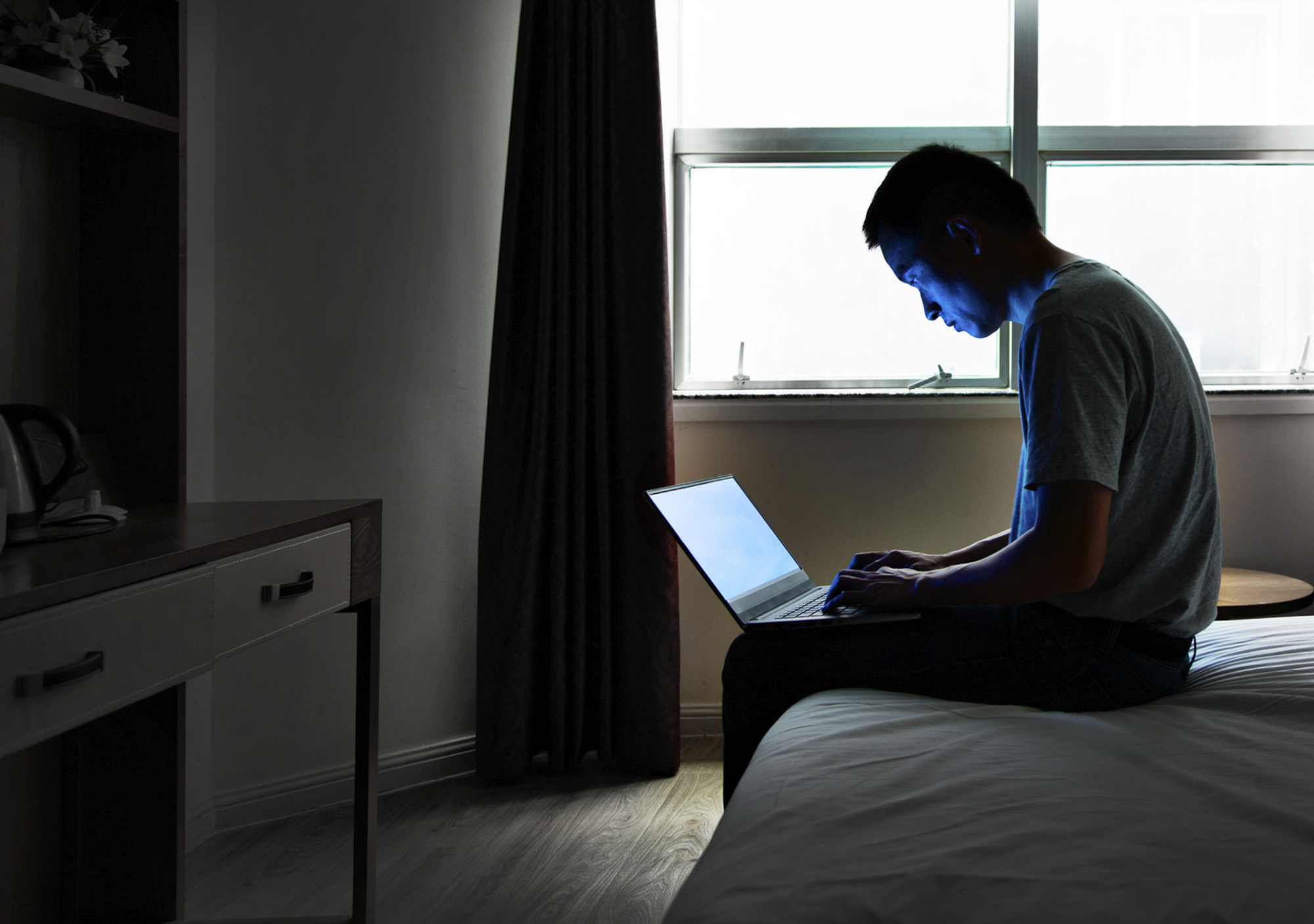 100K low-income California college students lack internet access ...