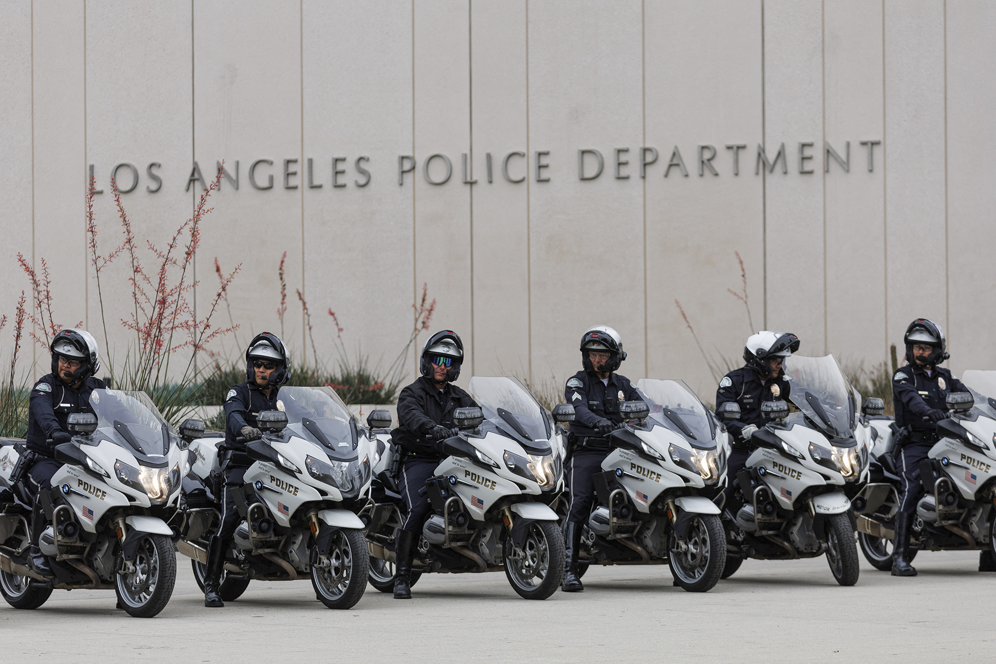 Opinion | New LAPD chief gives Bass chance for 'more than tinkering'